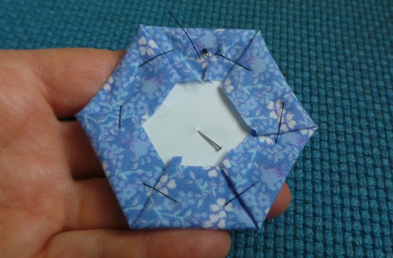 Traditional hand sewn patchwork - step by step - part 1 - Less Waste